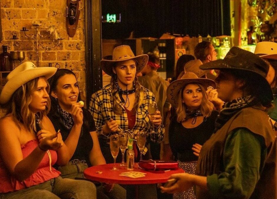 Saddle Up: How to Throw a Memorable Western Themed Party - Creative ...