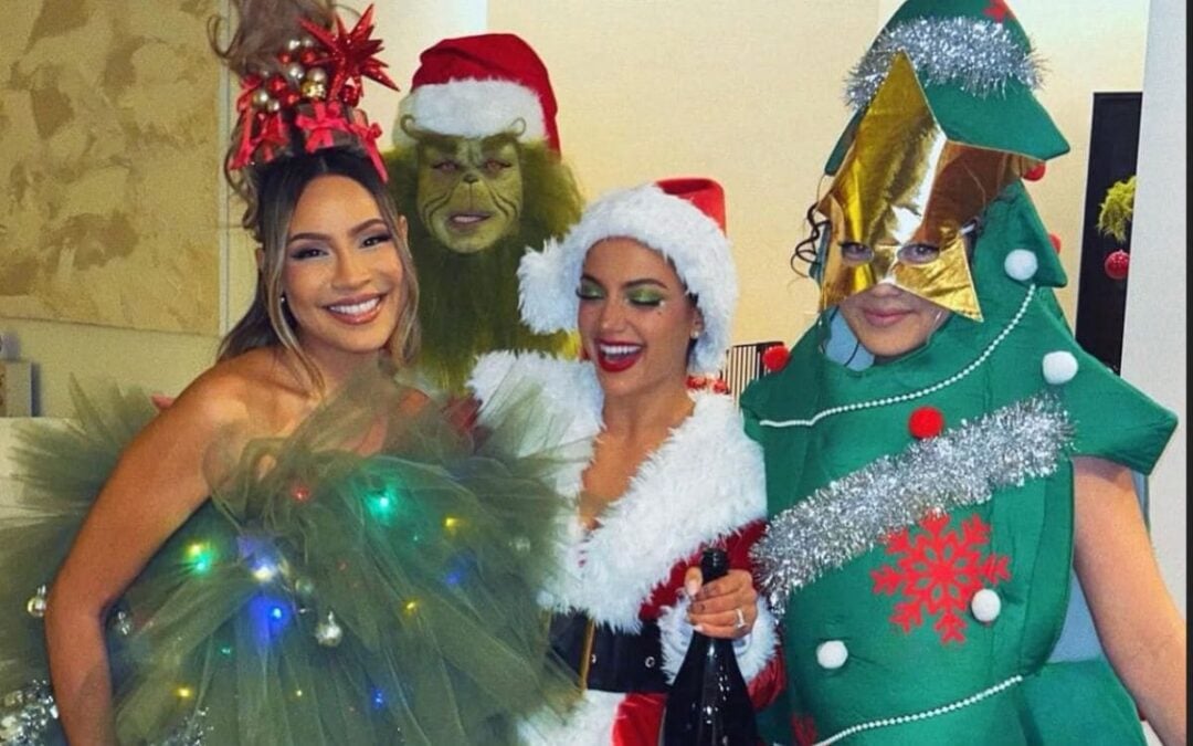 50 Christmas Party Costume Ideas That Totally Slay Your Bash - Creative ...